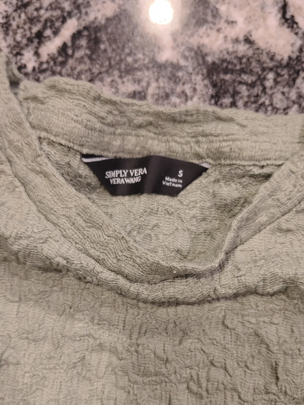 Simply Vera Vera Wang | Tops | Simply Vera Vera Wang Sage Green ...